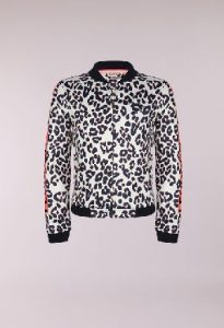 Kleding voor tieners, welke maat? En waar koop je leuke items? - Mamas